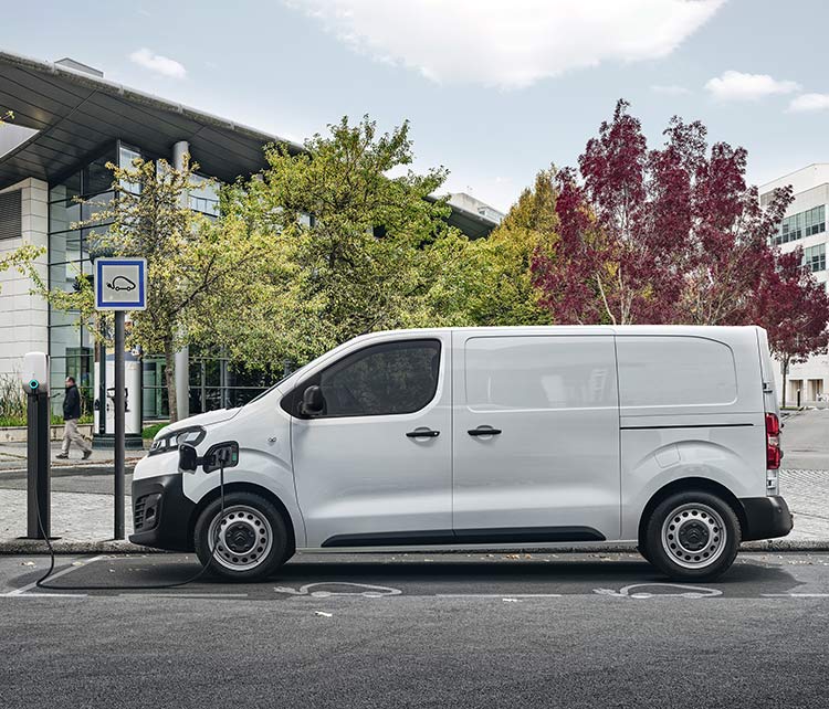 Köp din Citroën Jumpy Transportbil idag | Citroën Sverige